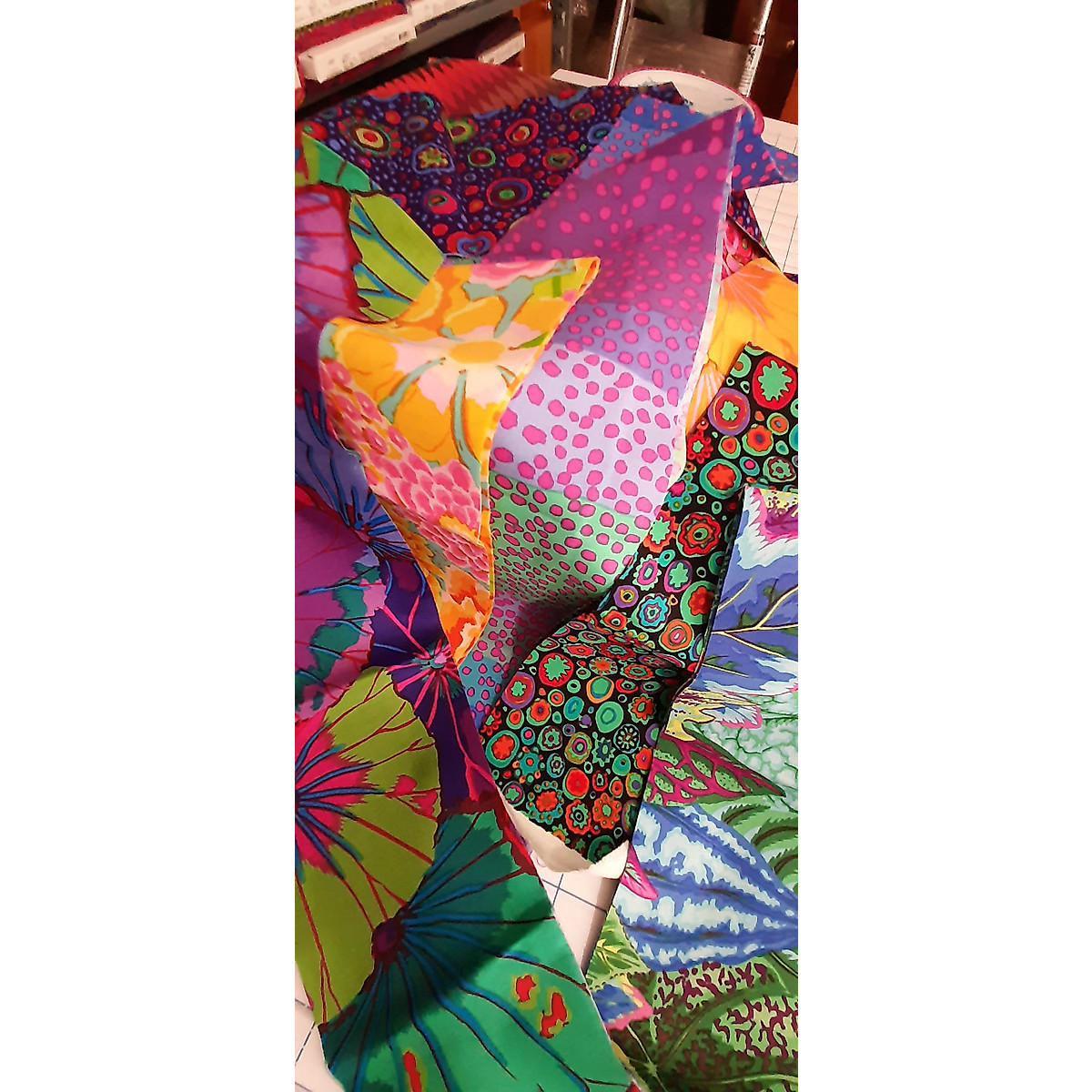 Kaffe Fassett Fabric Strips Pack 100% Cotton Fabric lot - More Than 2 YardsQ