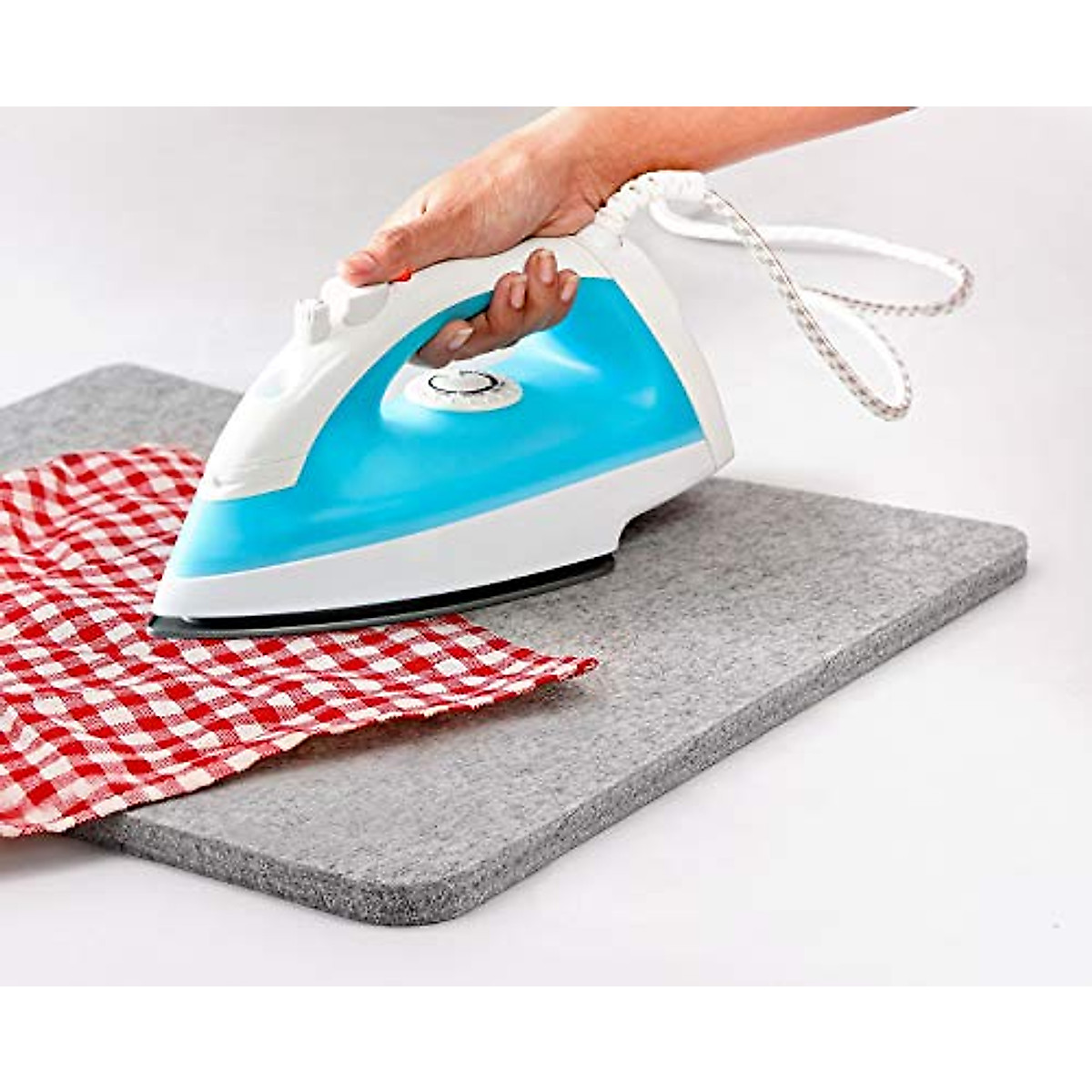 17''x13.5'' Wool Pressing Mat for Quilting, 100% Wool from New Zealand, Portable Felted Wool Ironing Mat with a Silicon Iron Rest Pad