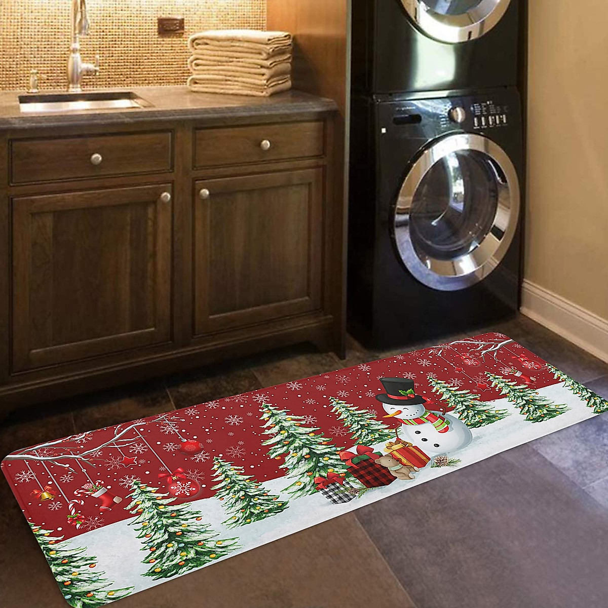 Libaoge Kitchen Mat Rug 1 PCS Christmas Snowman Xmas Tree Gift Winter Snow Red Runner Rug Anti-Fatigue Comfort Memory Foam Standing Mat Non-Slip Floor Door Mat for Bathroom Bedroom 20x63in