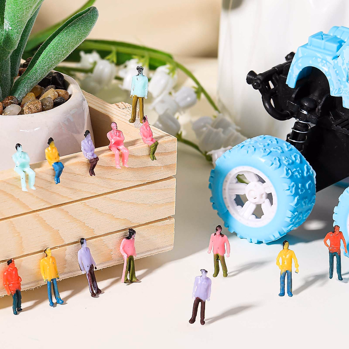 Namalu 200 Pcs Mini People Figurines 1: 100 Scale Architectural Painted Tiny People Model Sitting and Standing Plastic Miniature People Assorted Poses Model Trains for Miniature Scenes