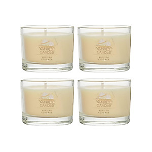 Yankee Candle Signature Votive Mini Candle Jar, Vanilla Cupcake Scent, Natural Soy Wax Blend Candle with Natural Fiber Wick, 1.3 OZ Glass Jar (Pack of 4)