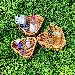 amololo 3 Pack Triangle Woven Basket Trays, 10 Inch Rolled Rattan Storage Tray with 4 Inch Raised Sides, Wicker Decorative Serving Nesting Tray Organizer for Bread, Fruit, Food, Catch All Dish S, M, L