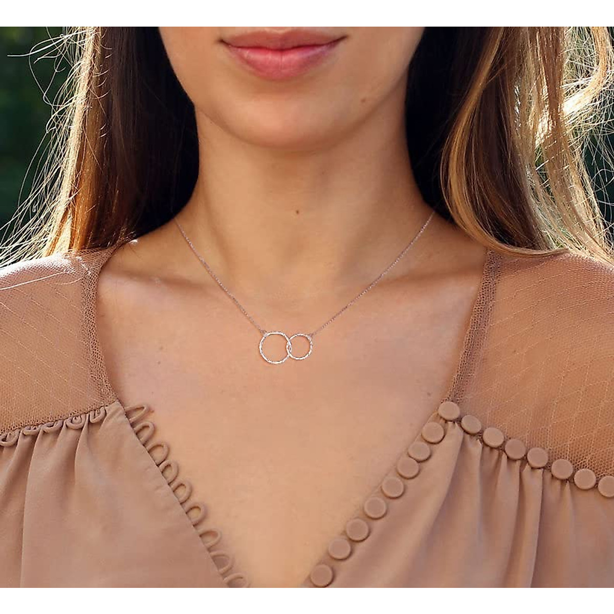 Mom Gifts Mother Daughter Necklace Sterling Silver Hammered Interlocking Circle Necklace Mom Gifts Christmas Holiday Jewelry