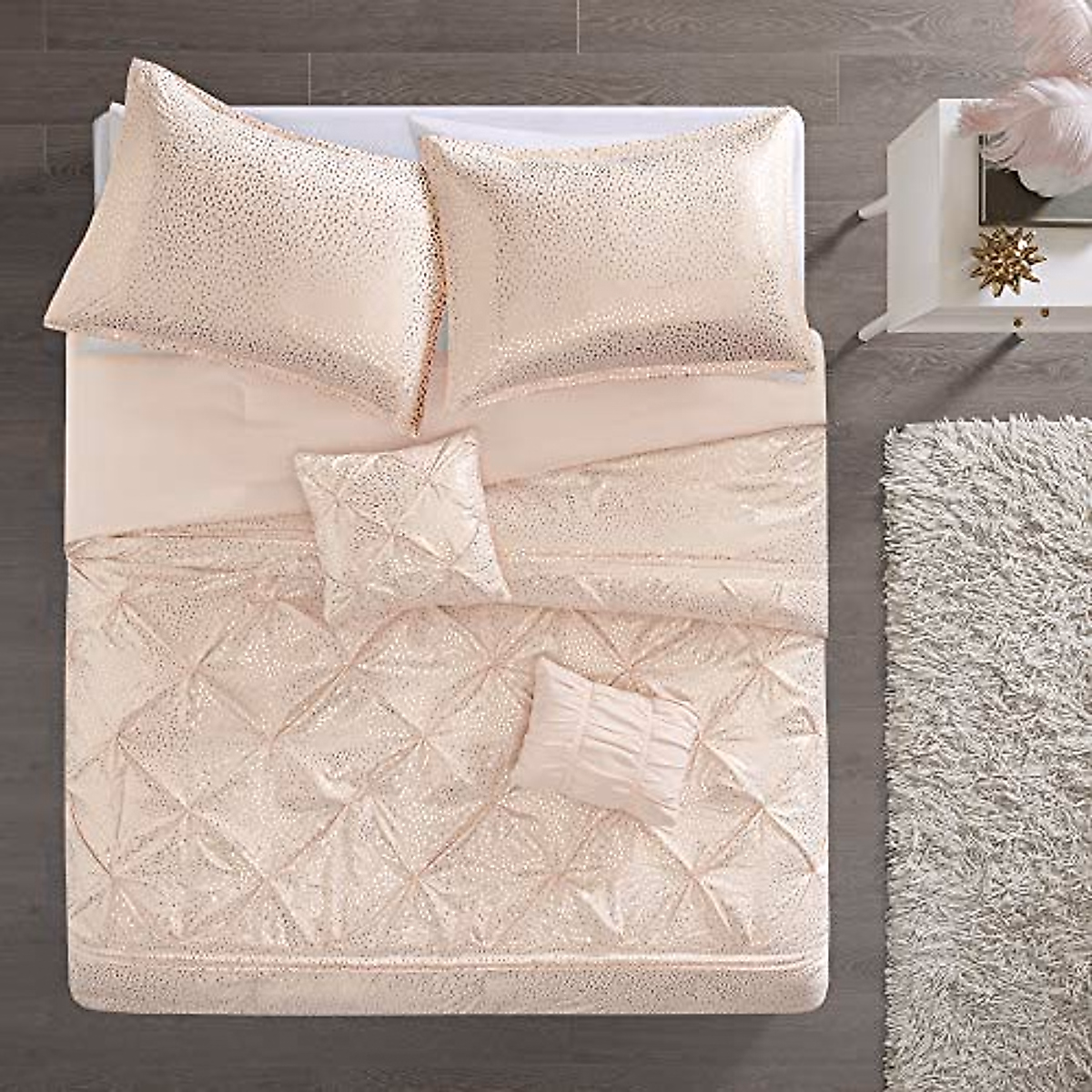 Intelligent Design - ID10-1342 Adele Ultra Soft Microfiber Metallic Print Bed Comforter Set Full/Queen Size, Blush, Gold