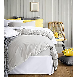 Utopia Bedding King Bed Skirt - Soft Quadruple Pleated Ruffle - Easy Fit with 16 Inch Tailored Drop - Hotel Quality, Shrinkage and Fade Resistant (King, White)