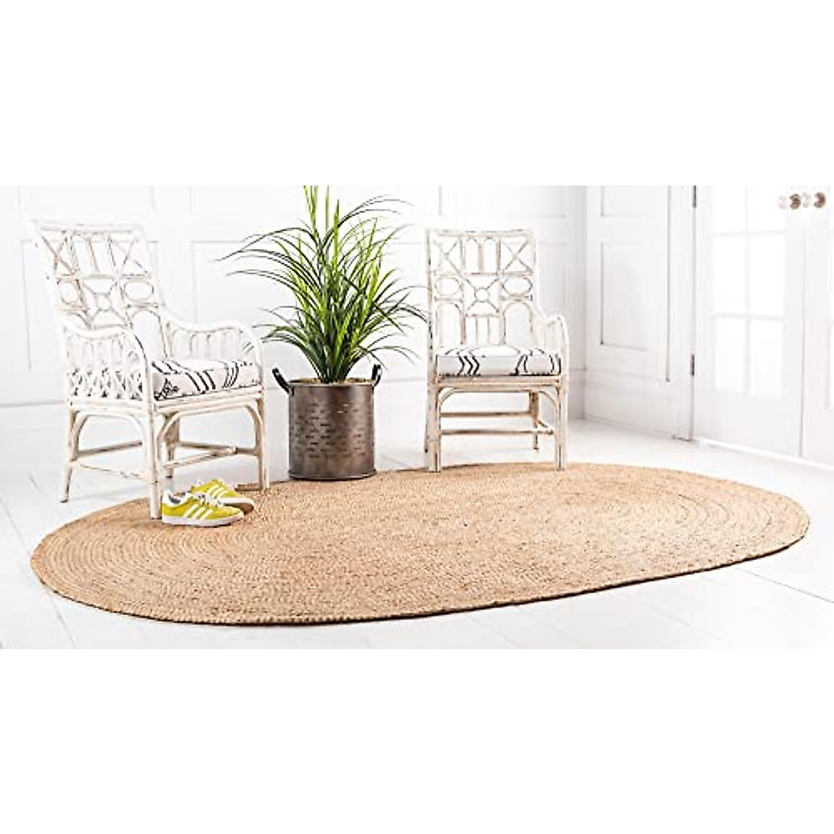 Unique Loom Braided Jute Collection Area Rug - Dhaka (4' 1" x 6' 1" Oval, Natural)