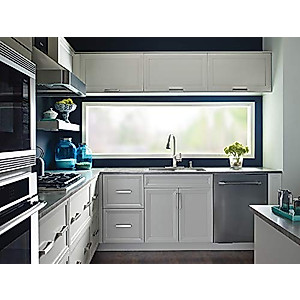 Moen Hensley Spot Resist Stainless Single-Handle Pull-Down Sprayer Kitchen Faucet Featuring Reflex, 87024MSRS