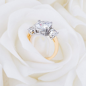 Kate Bissett Meghan's Royal Wedding Engagement Ring (8)