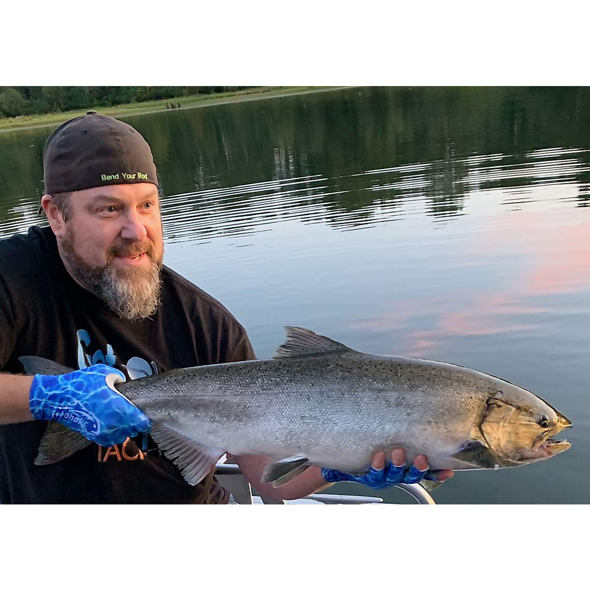 Fishoholic Fingerless Fishing Glove L/XL w' Super Grip UPF50+ UV Sun Protection for Men and Women Kayaking Hiking Paddle Board Paddling Rowing Canoe (BlueCamo, L/XL)