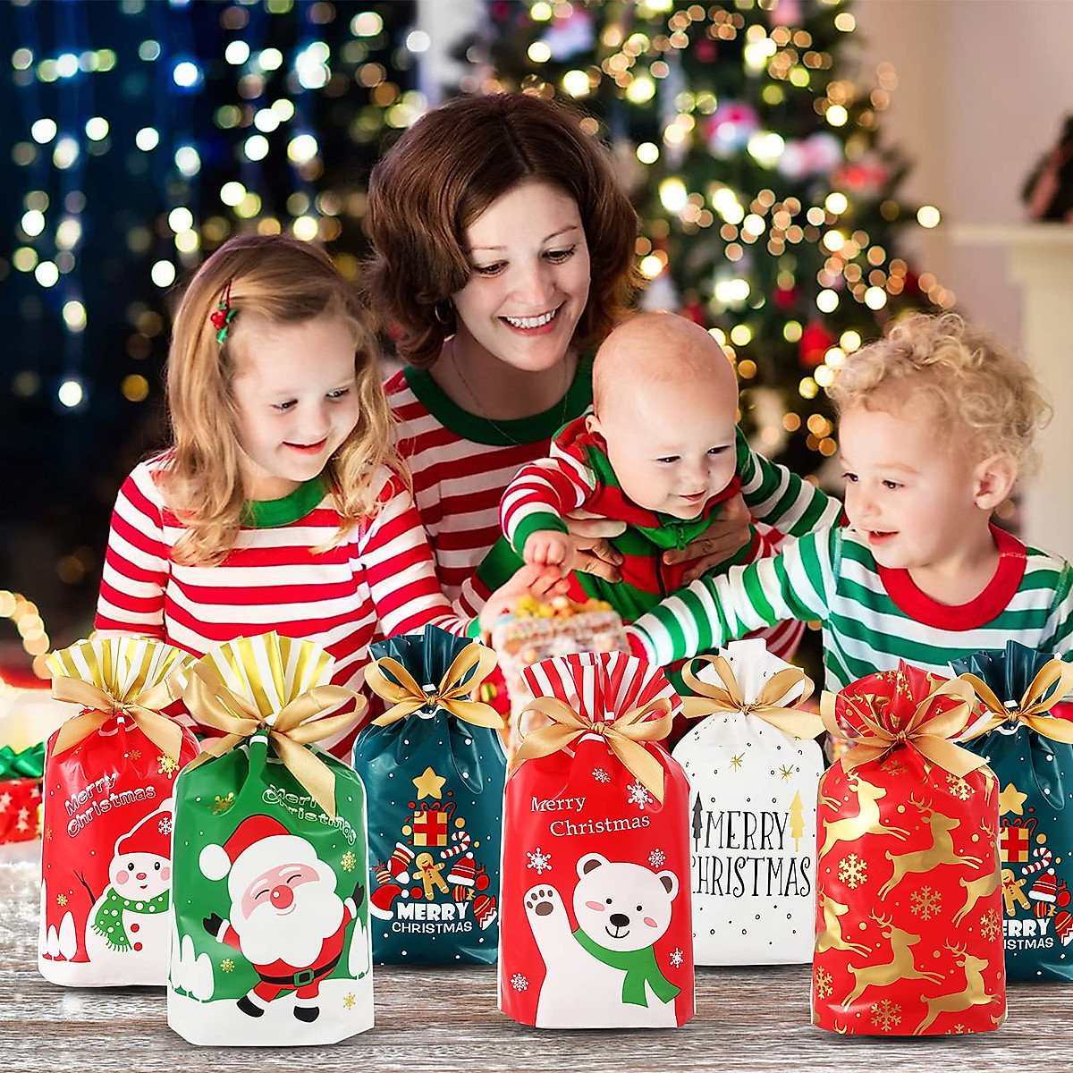 Heniho 60pcs Christmas Treats Bags, 4”x 6” Drawstring Candy Cookie Bags Gift Party Favors