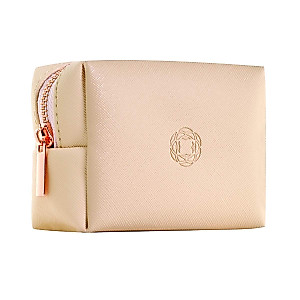 Avya Skincare Ayurvedic Weekend Travel Set | 4 Piece Skincare Travel Set | Gentle Cleanser, Eye Cream, Anti-Aging Serum, Night Cream