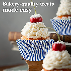 Regency Wraps Greaseproof Professional Grade Standard Baking Cups, Pack of 40, Blue Pisa Stripe