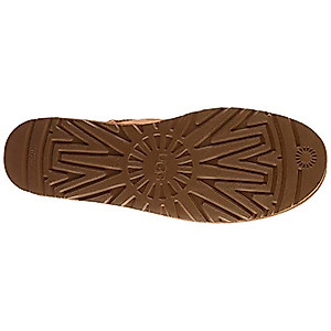 UGG Men's Classic Short Sheepskin Boots, Chestnut, 10 D(M) US