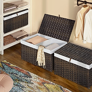 GREENSTELL Storage Basket with Lid, 105L Large Wicker Basket with Lid, Handwoven Blanket Storage Basket with Handles, Removable Cotton Liner, Metal Frame, Foldable for Bedroom, Laundry Room, Brown