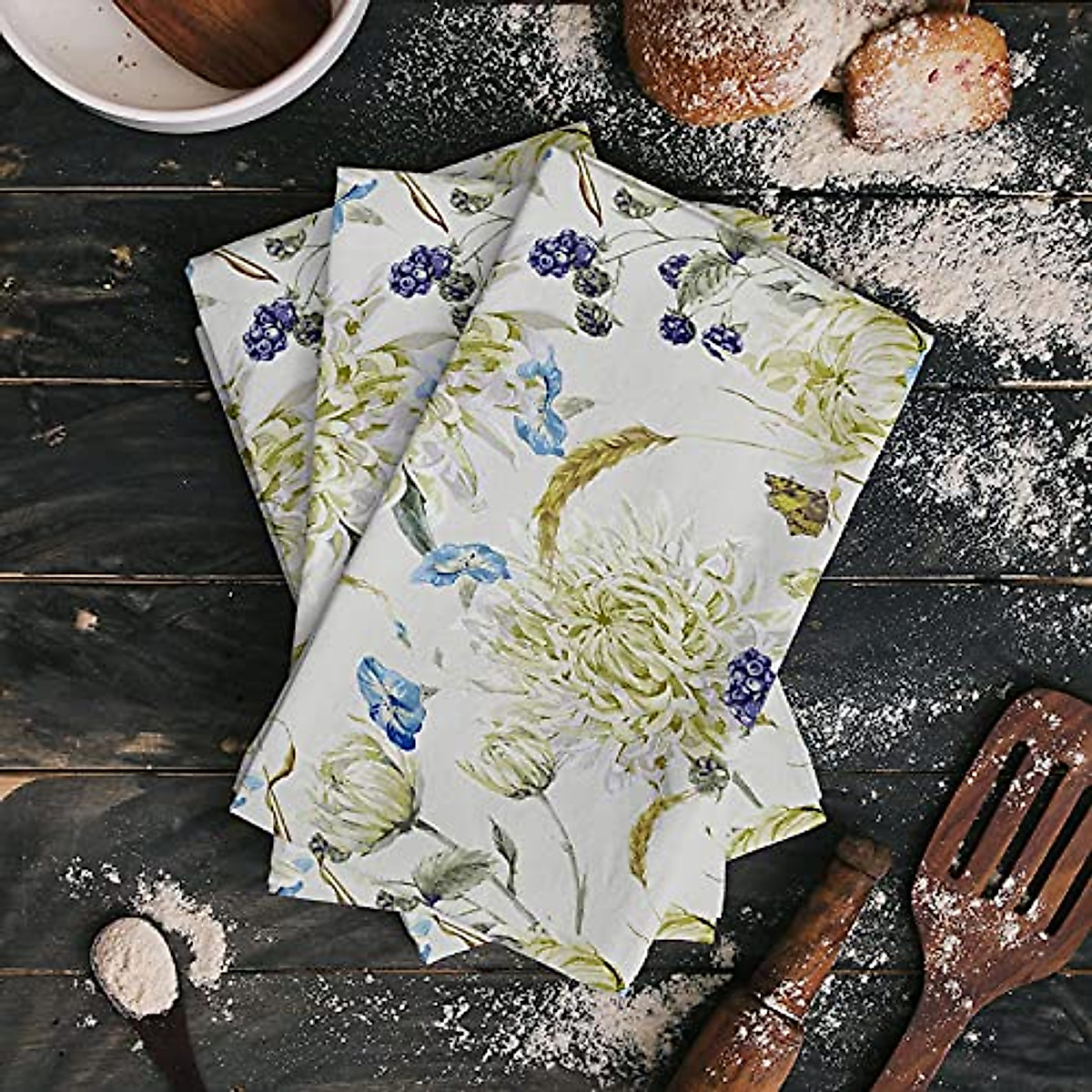 Big buy store Chrysanthemum Flower Butterfly Kitchen Dish Towels, Soft Lightweight Microfiber Absorbent Decorative Hand Towel White Tea Towel Guest Towel for Kitchen Bathroom 18x28in