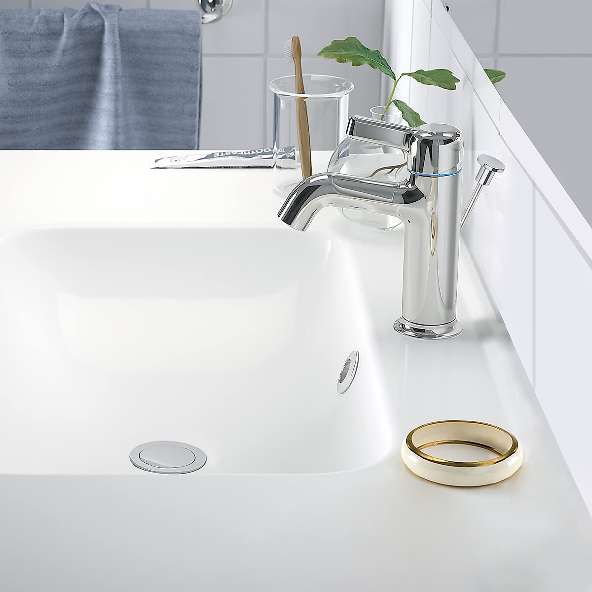 Bathroom Sink Drain with Overflow, Solid Brass Push and Seal Pop Up Drain Stopper Lift Rod, Bathroom Lavatory Vanity Vessel Sink Drain Compatible with Moen, American Standard, Universal Drain Hole