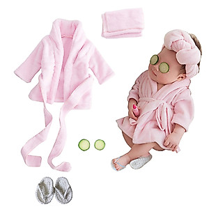 SPOKKI Newborn Photography Props Baby Girl 5 PCS Bathrobes Bath Towel Outfit with Slippers Cucumber Photo Props for Infant Boys Girls(0-6 Months)