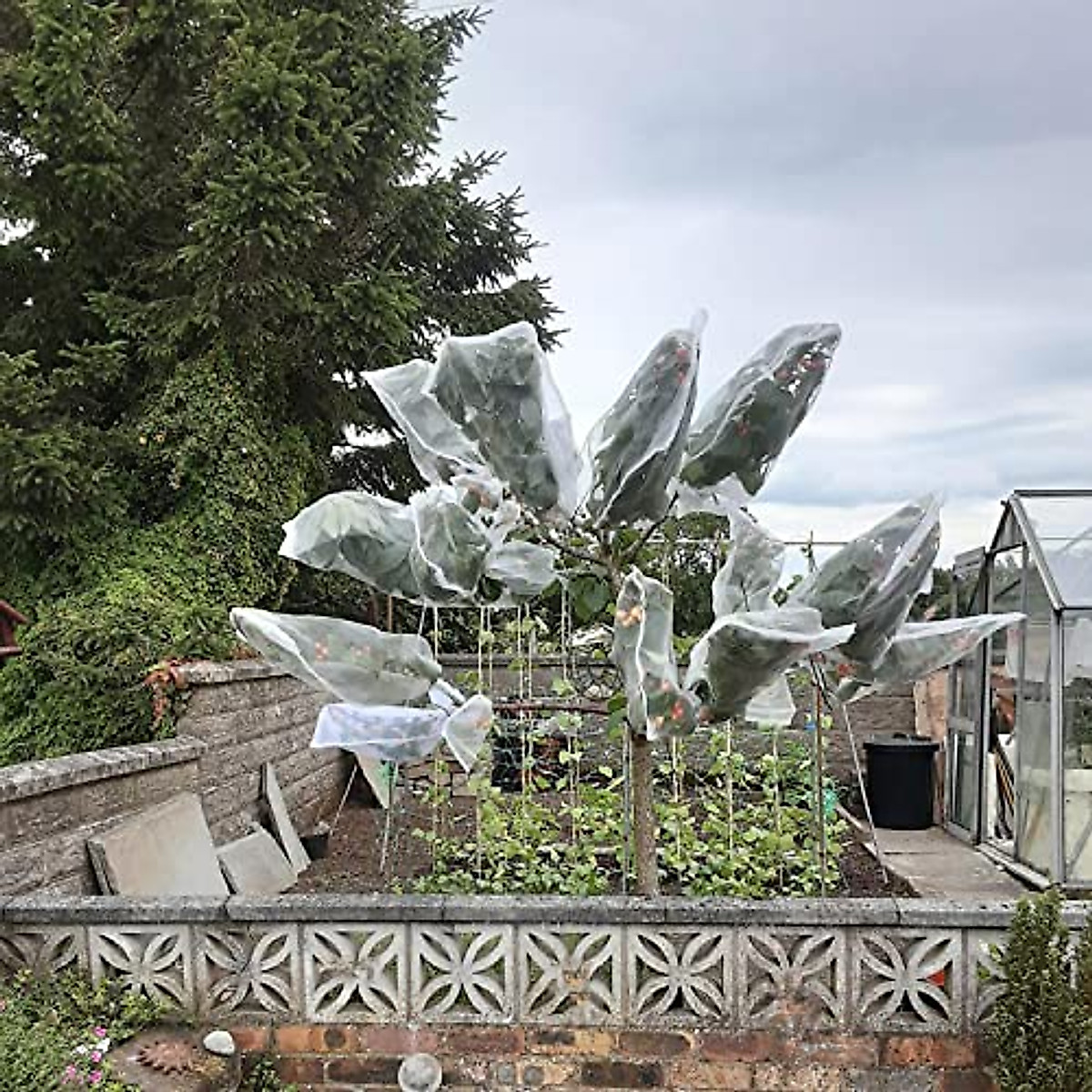 Garden Netting 4ftx10ft Mosquito Netting, Plant Covers Netting for Plant Protecting/Vegetable/Flowers Garden Netting Pest Barrier