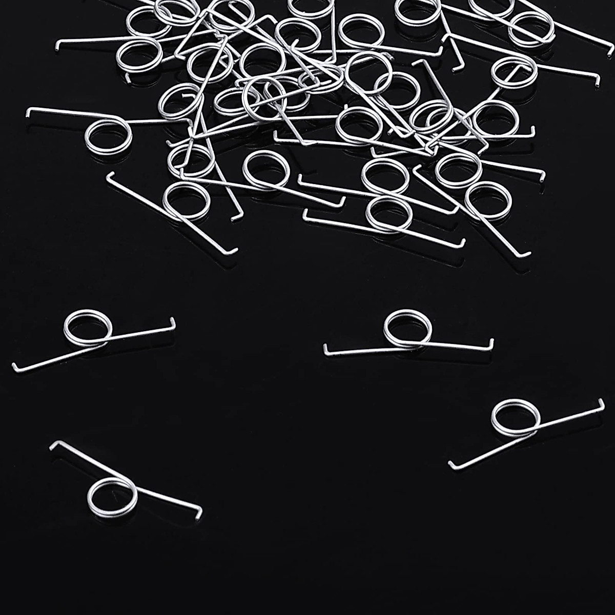 LUTER 35 Pcs L2 R2 Trigger Button Springs, Metal Spring for PS5 Controller Key Springs Replacement Kit for PlayStation 5 PS5 Controller