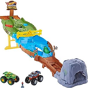 Hot Wheels Monster Trucks Wreckin' Raceway with 2 Toy Trucks: Bigfoot & Gunkster, Head-To-Head Race with Obstacles