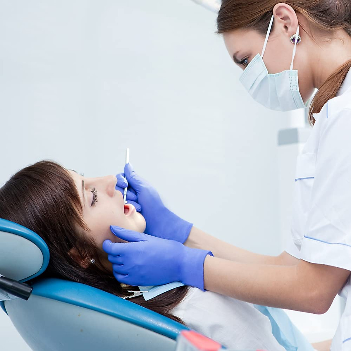 TRONEX 9770 Chemo-Rated Allergy Free Nitrile Exam Glove, Accelerator-free, Hypoallergenic Nitrile Gloves (X-Small, 100, Count)