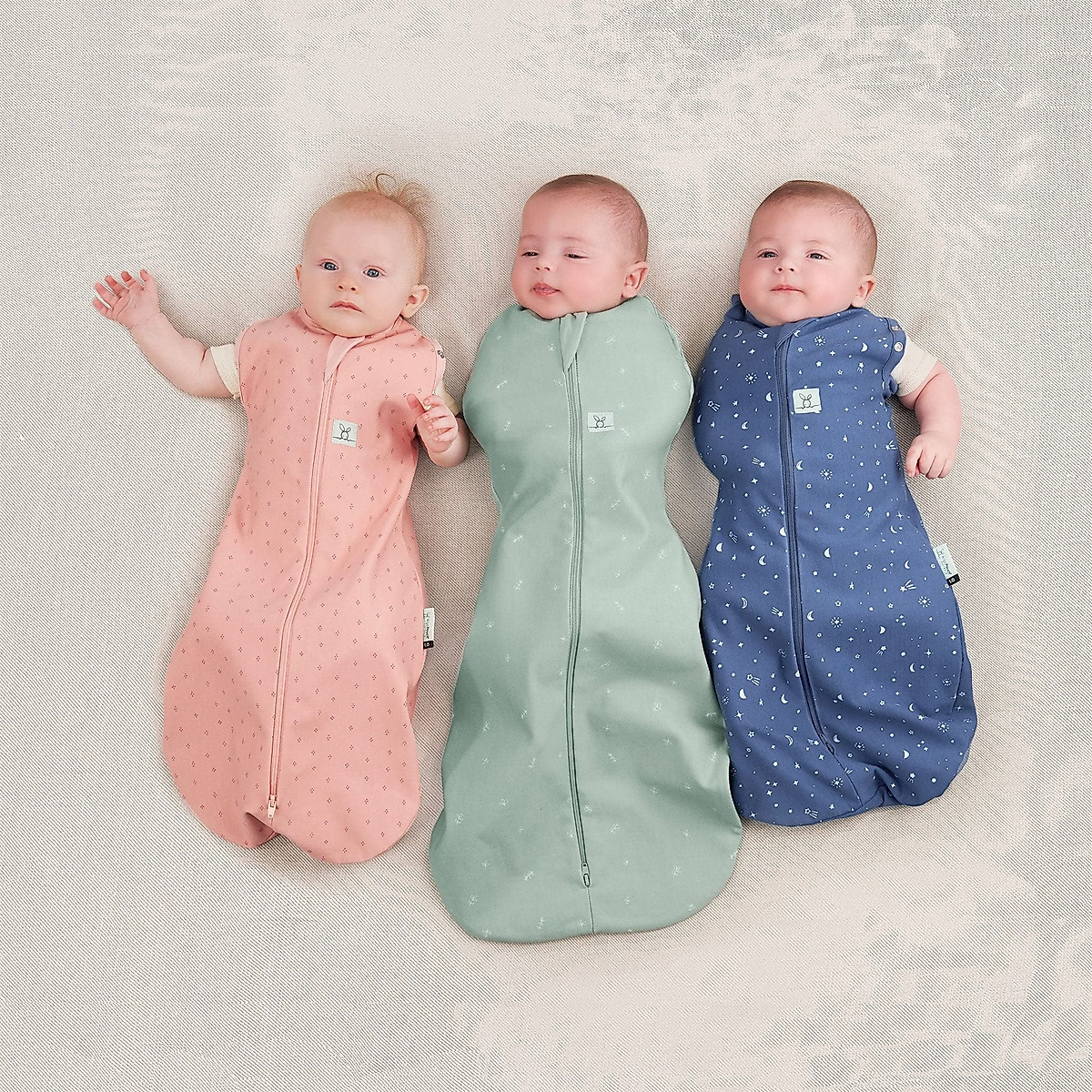 ergoPouch 1 tog Baby Sleep Sack 0-12 months - Baby Sleeping Sack for Warm & Cozy nights - Cocoon Swaddle Sack Baby Keeps Calm & Relaxed - Baby Sleeping Bag Regulate Body Temperature (Night Sky)
