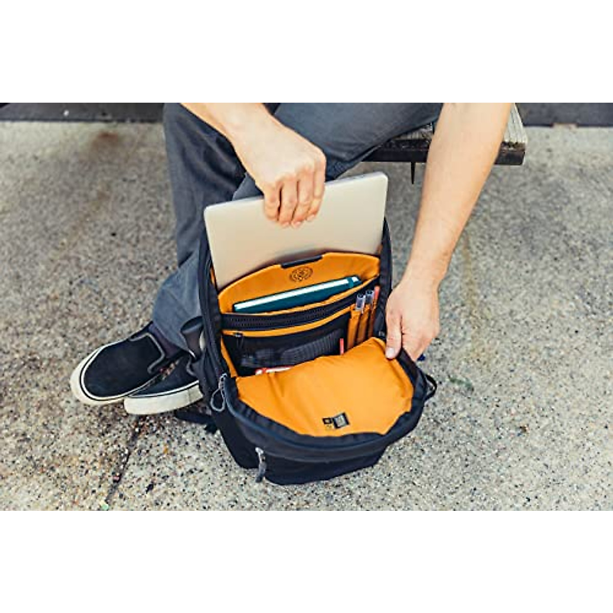 Gregory Mountain Products Rhune 20 Everyday Backpack