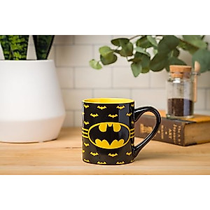 Silver Buffalo DC Comics Batman Logo with Bat Pattern Ceramic Coffee Mug, 14 Ounces, Black/Yellow, (BN8632)