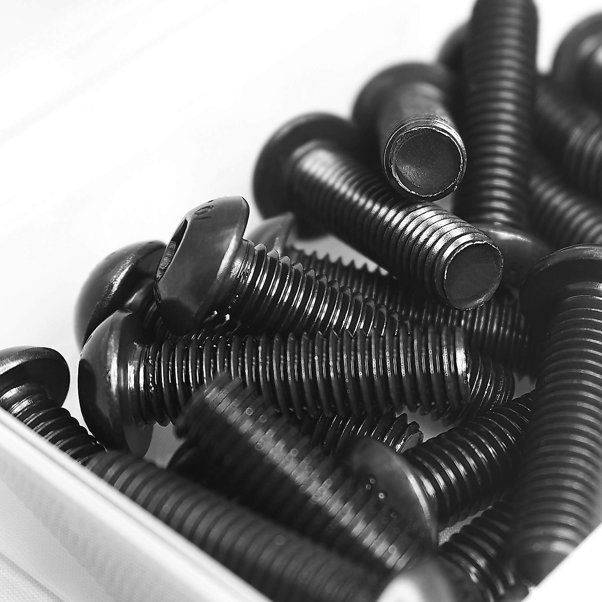 M5 x 40mm Button Head Socket Cap Screws Bolts, 10.9 Grade Alloy Steel, Black Oxide Finish, Metric Allen Hex Drive, Fully Threaded, 50PCS
