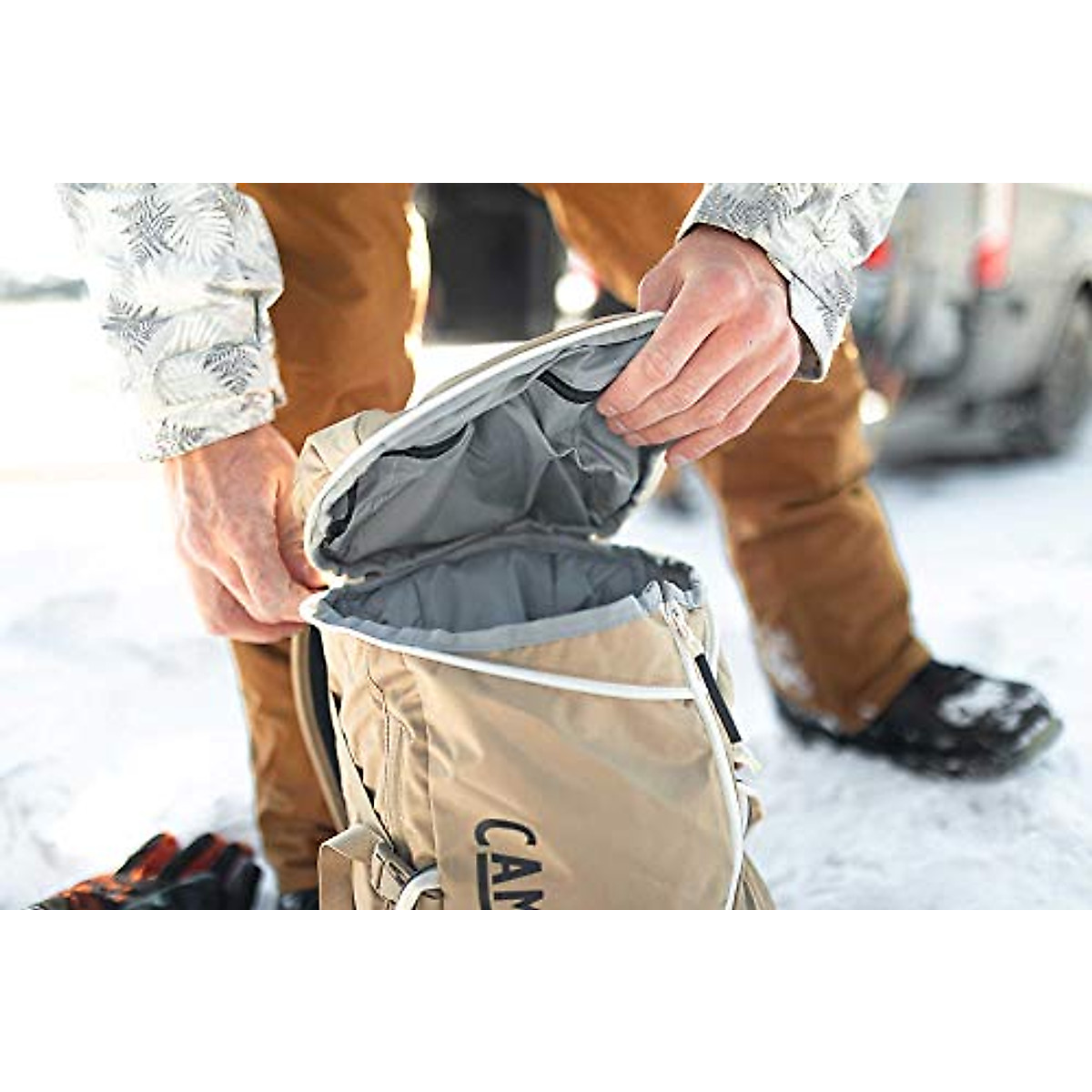 CamelBak SnoBlast 70oz Hydration Pack, Kelp/Almond Milk