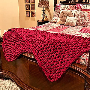 Chunky Knit Throw Blanket, Warm Large Soft Chenille for Couch Bedroom Decor, Giant Chunky Yarn Throw Blankets Hand-Made, Machine Washable
