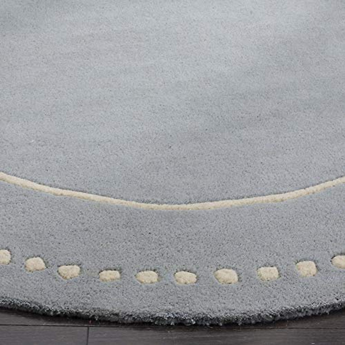 SAFAVIEH Bella Collection Area Rug - 5' Round, Navy Blue & Ivory, Handmade Dotted Border Wool, Ideal for High Traffic Areas in Living Room, Bedroom (BEL151G)