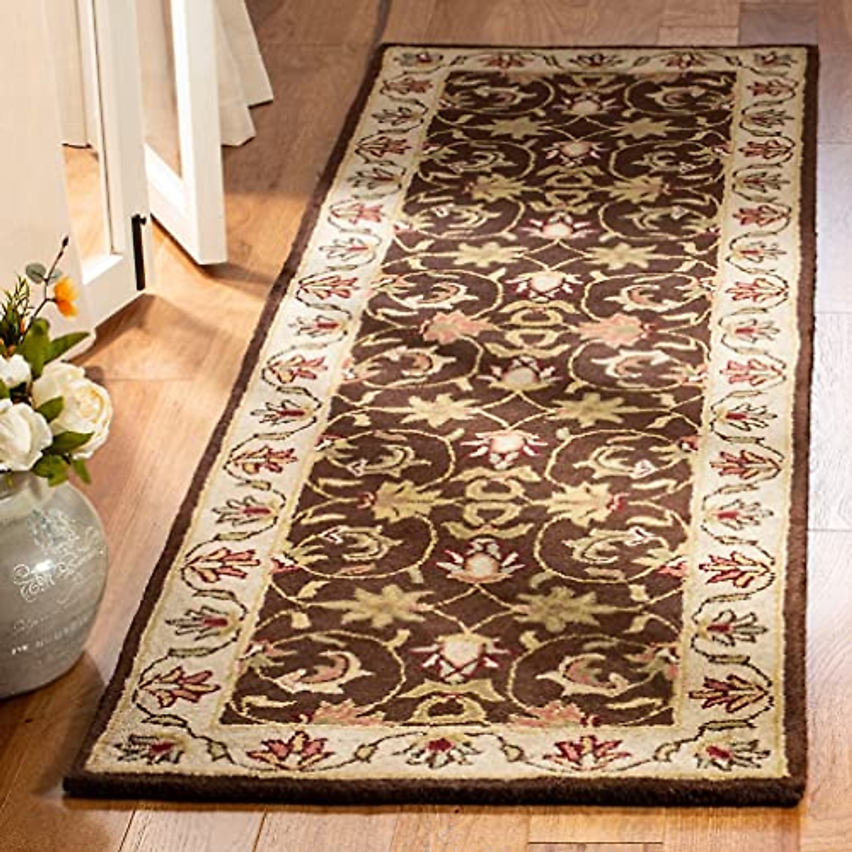 SAFAVIEH Heritage Collection 9' x 12' Brown / Beige HG818A Handmade Traditional Oriental Premium Wool Area Rug