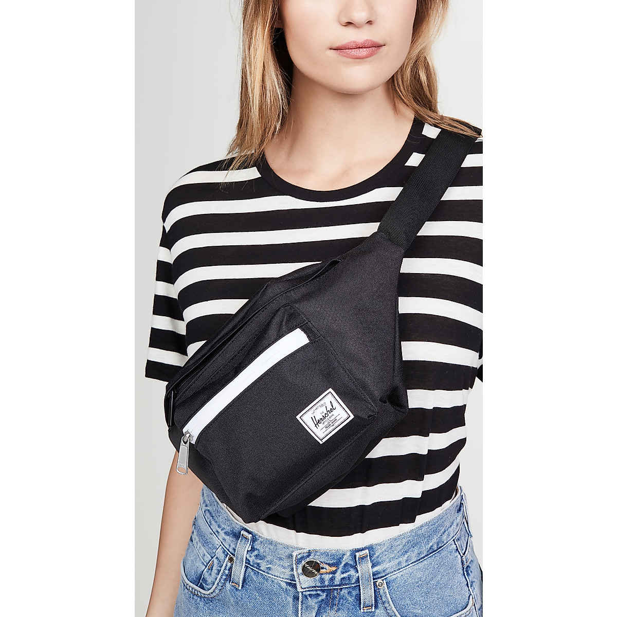 Herschel Seventeen Waist Pack, Black/White Zipper, 3.5L