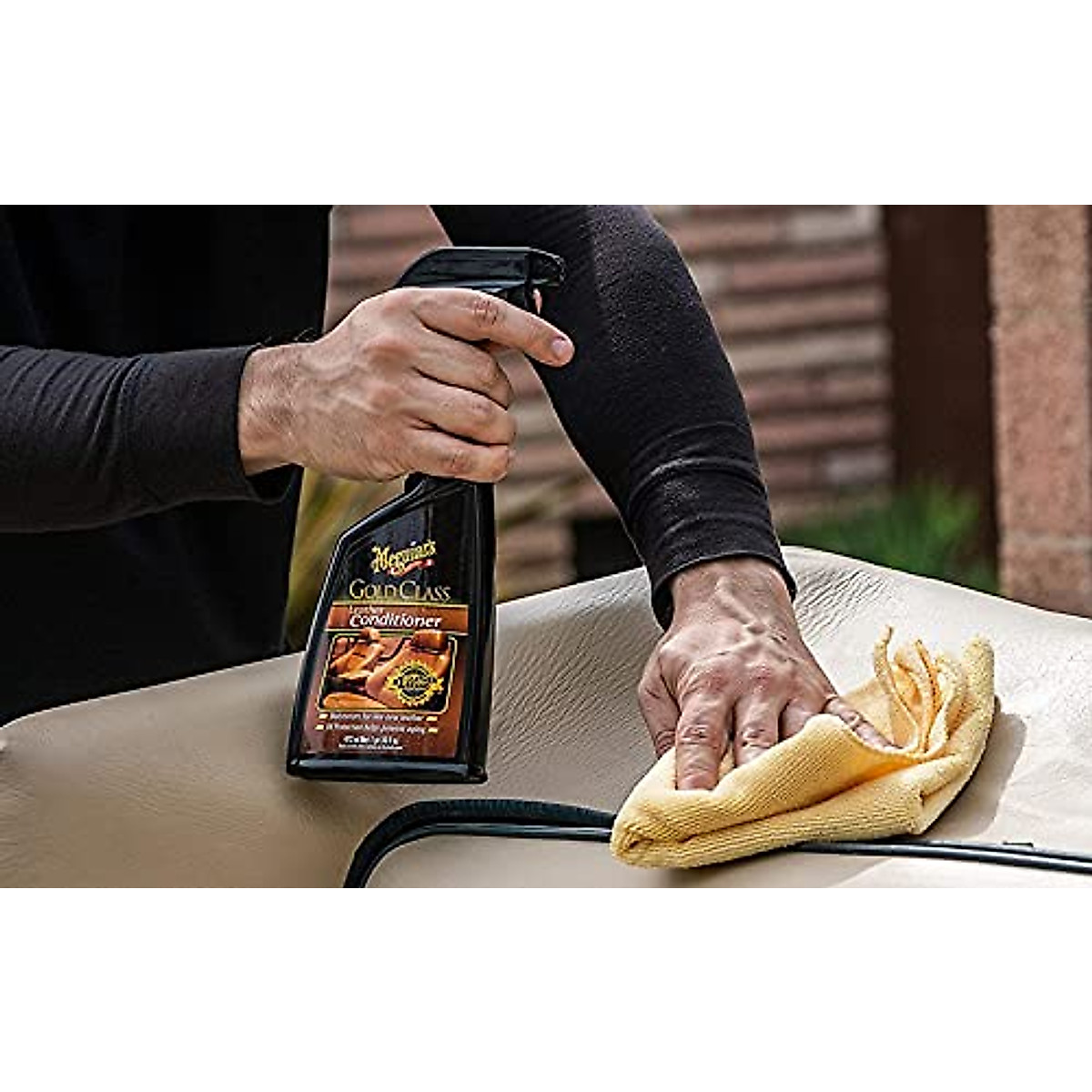 Meguiar's G18616 Gold Class Leather Conditioner – 16 Oz Spray Bottle