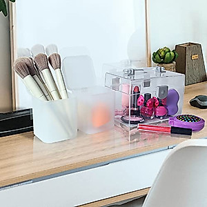 KIRIYUUKI Plastic Square Storage Bin-Cabinet,Plastic Box Gift Box Portable Vanity Organizer with Secure Lid and Handle (1 Clear Box)