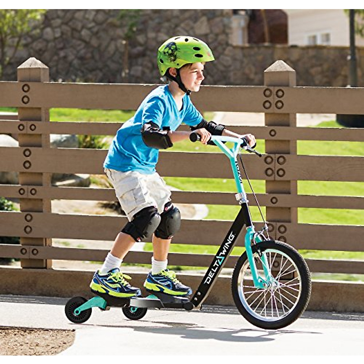 Razor DeltaWing Scooter Black/Mint Green, One Size