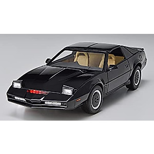 Aoshima Knight Rider: Knight 2000 K.I.T.T. (Season IV Scanner Ver.) 1:24 Scale Vehicle Model