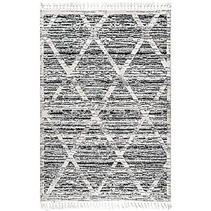 nuLOOM Suri Soft Diamond Trellis Textured Area Rug, 5' 3" x 7' 7", Grey