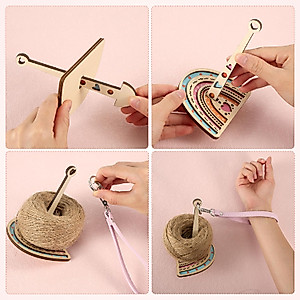Wrist Yarn Holder, Portable Yarn Holder with Wrist Strap Stand Leather Wristband Yarn Dispenser Yarn Ball Minder Storage Wood Yarn Spinner Knitting Crocheting Supplies Gift for Craft Lovers