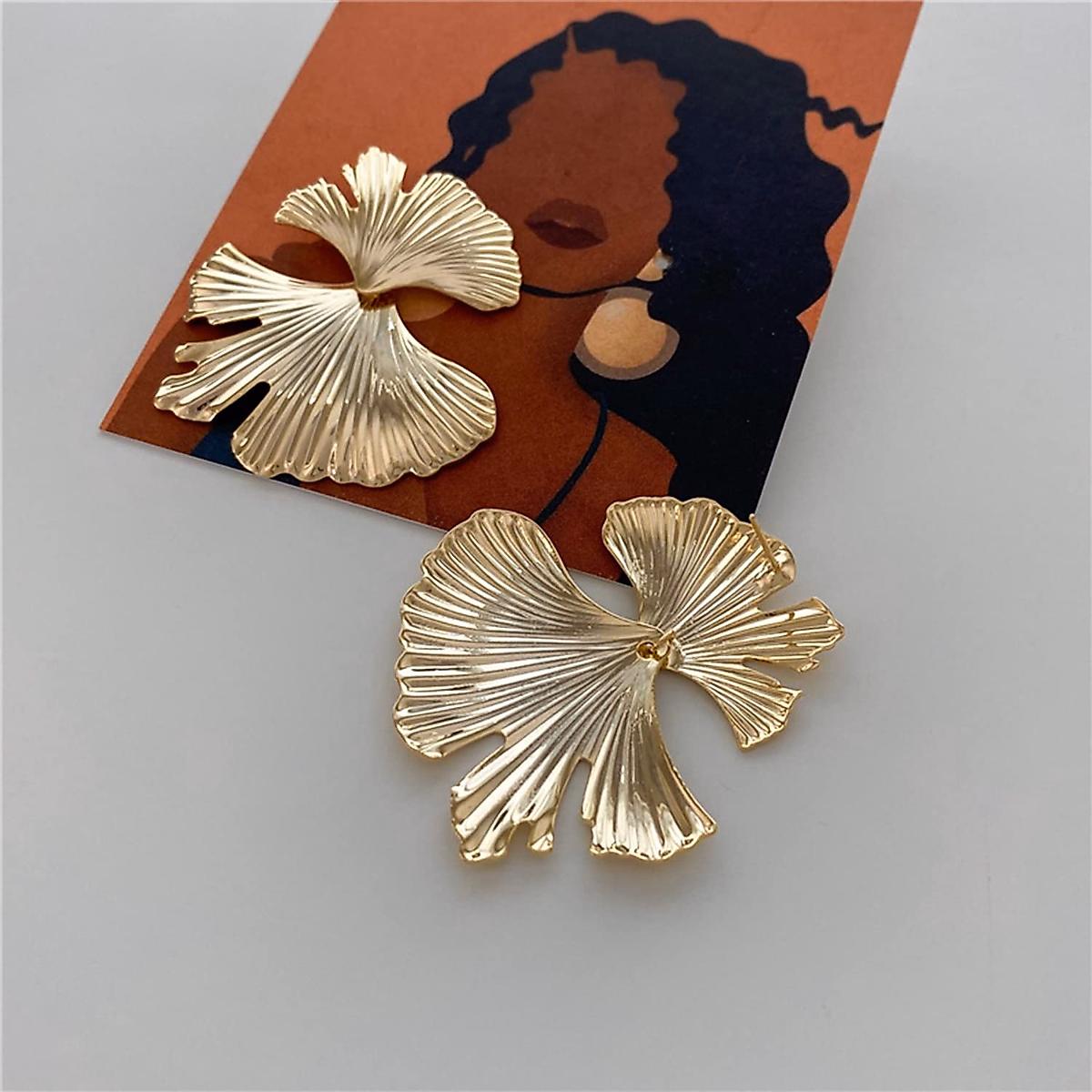 T-ztoss Bohemian Gold Elegant Flower Fashion Dangle Earring Cute Metal Flower Earrings Unique Chic 3D Large Flower Jewelry Gift for Women (ginkgo leaf)
