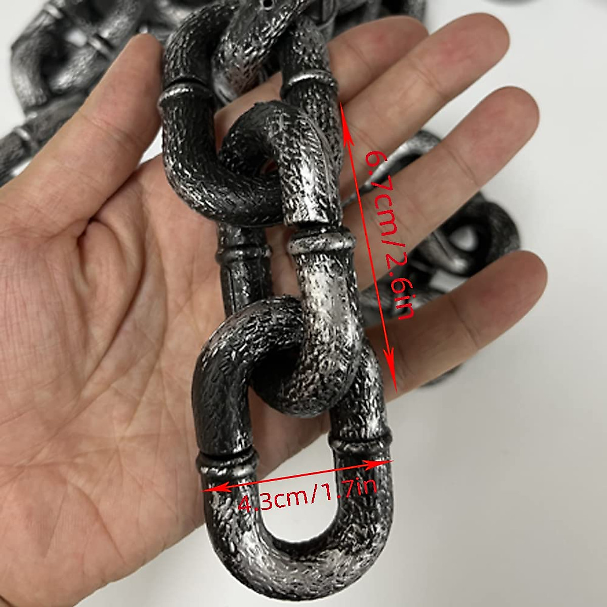 Lodou Halloween Decoration Chain,Plastic Chains Props,Halloween Costume Chain Prison Chain for Halloween Party Decoration Cosplay Accessory (2)