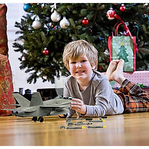 Click N’ Play Military Air Force F/A 18 Super Hornet Fighter Jet, 16 Piece Play Set with Accessories - Army Action Figures, Missiles, and More, Toy for Boys 6+,Grey