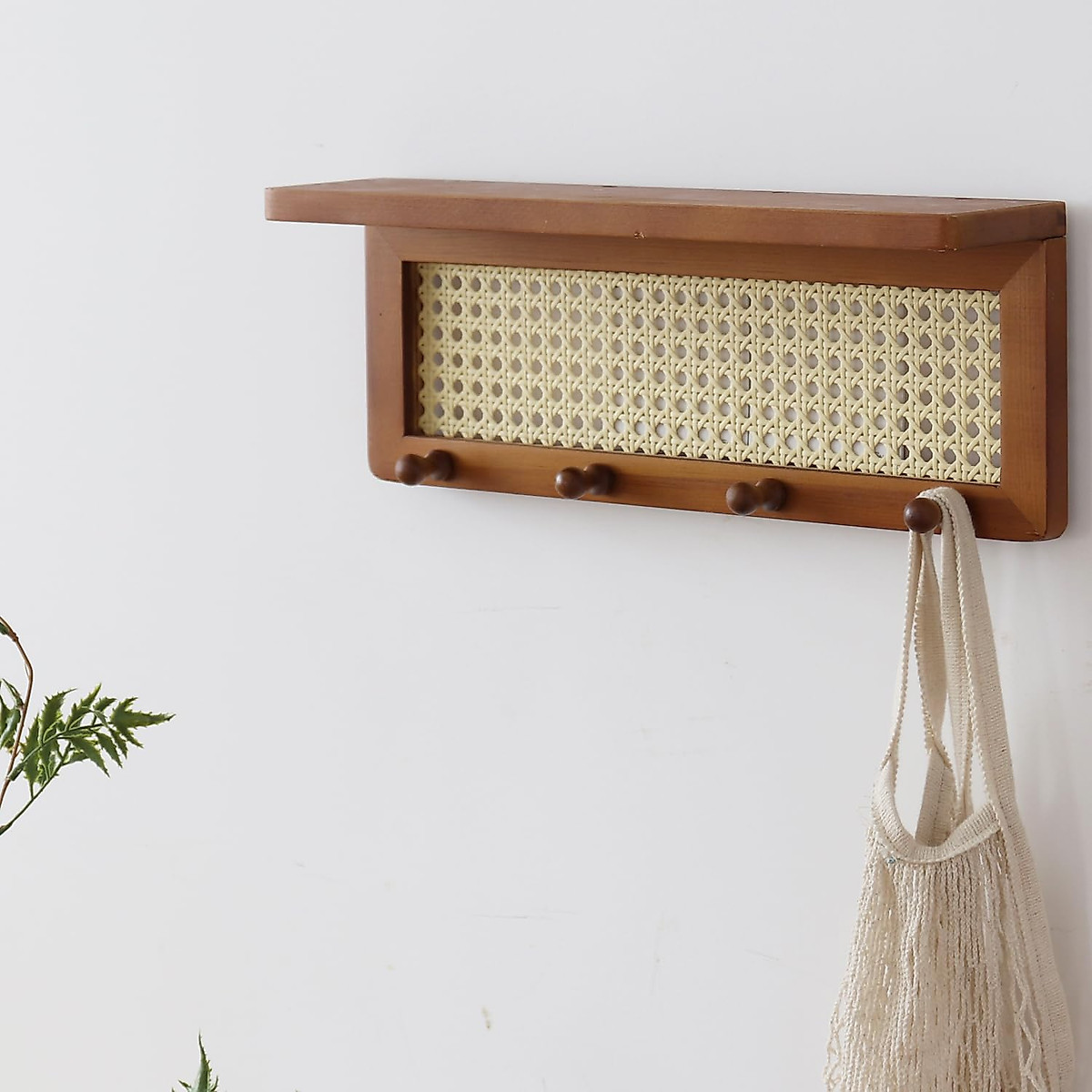 FRIADE PE Rattan Key Holder with 4 Key Hooks,Wall Mounted Decorative Floating Shelf for Entryway,Nursery,Mudroom, Hallway, Office (Retro Brown)