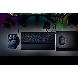 Razer Tartarus v2 Gaming Keypad: Mecha-Membrane Key Switches - 32 Programmable Keys - Customizable Chroma RGB Lighting - Programmable Macros - Classic Black