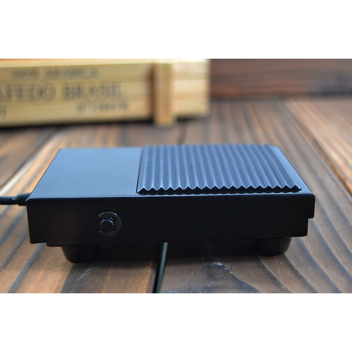 penypeal Compact Sustain Pedal for Portable Keyboards,All Metal Heavy Design with Polarity Switch, for Portable Keyboards Digital Pianos Drum Machines