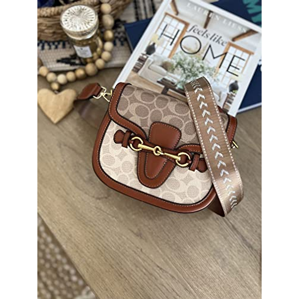 Small Crossbody Bags for Women - Leather Purse Handbag - Fashion Design - Golden Buckle (Light Brown)