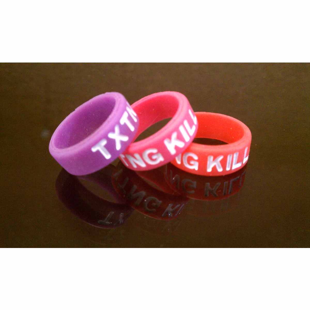 "TXTNG KILLS" Texting Thumb Band Thumb Rings 3 Pack Pink, Purple and Red - One Each
