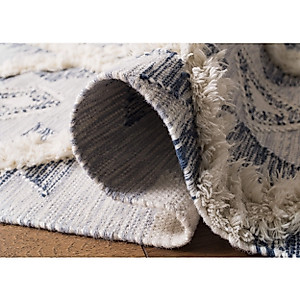 SAFAVIEH Kenya Collection Area Rug - 6' x 9', Silver & Ivory, Handmade Moroccan Boho Tribal Wool, Ideal for High Traffic Areas in Living Room, Bedroom (KNY455G)