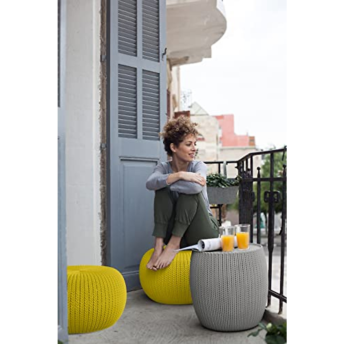 Keter Urban Knit Pouf Ottoman Set of 2 with Storage Table for Patio and Room Décor-Perfect for Balcony, Deck, and Outdoor Seating, Yellow & Gray